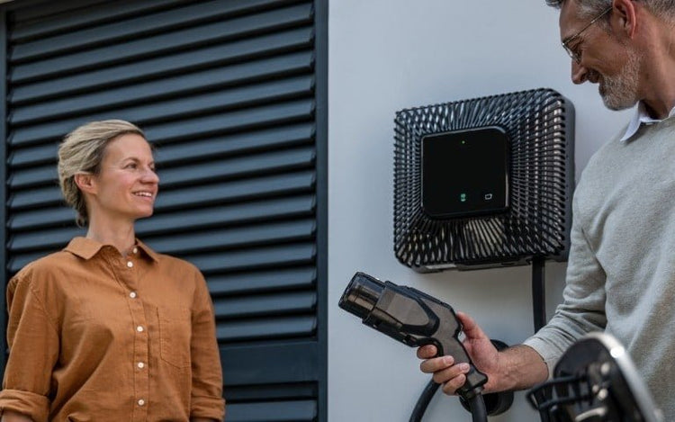 Wallbox Quasar | Bidirectionele Laadpaal voor Thuis